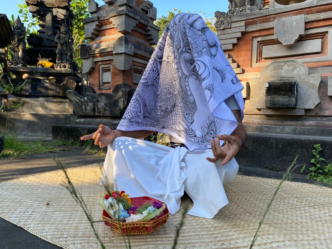 Exclusive Large Altar / Meditation Carpet. Altar Ceremonial Mat / Rug ...