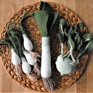 Crochet Spring Onion, Stuffed Amigurumi Vegetables, Cotton Toy, Play ...
