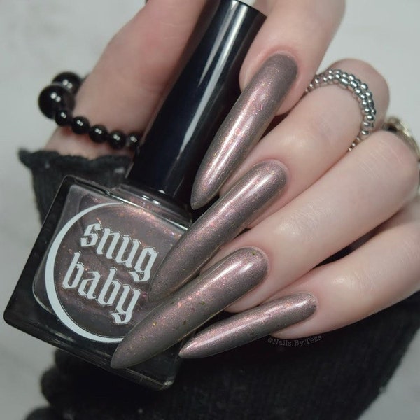 Bonnie Bennett - Etsy