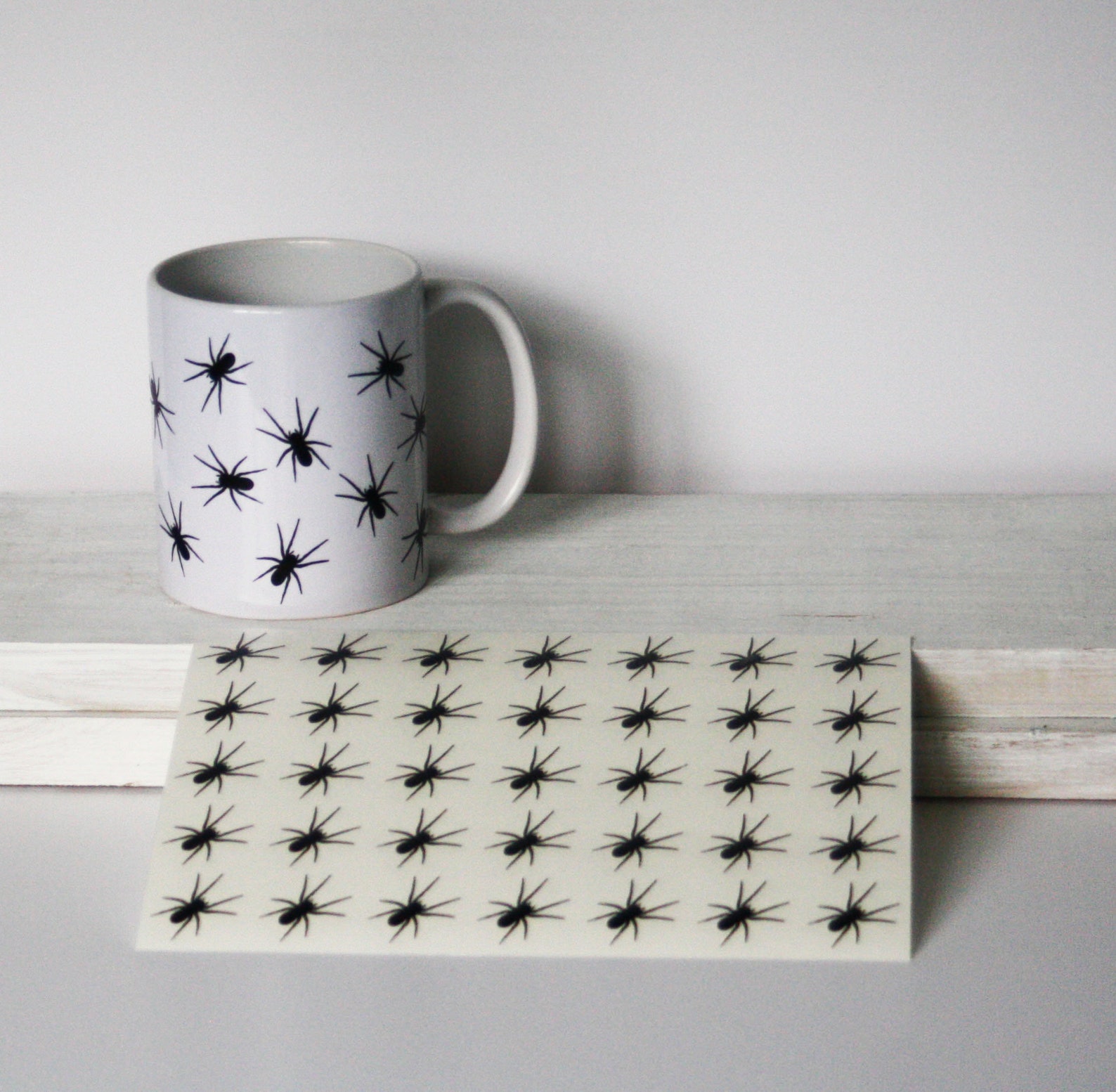 35 X Spider Vinyl Sticker Decals. Halloween. Suitable for Mugs, Beakers ...