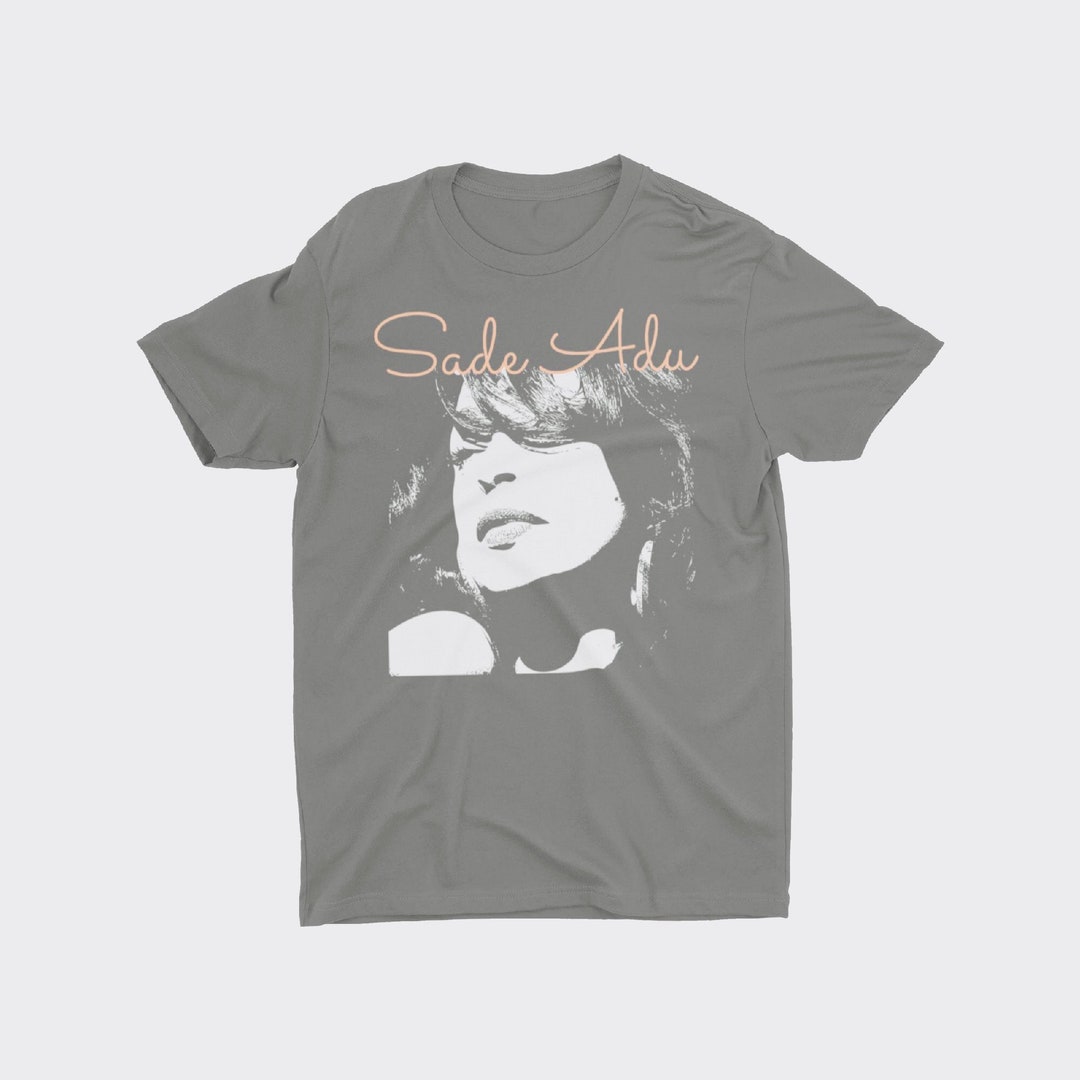 Sade Adu Printed T-shirt in Asphalt Gray Classic-fit | Music Band ...
