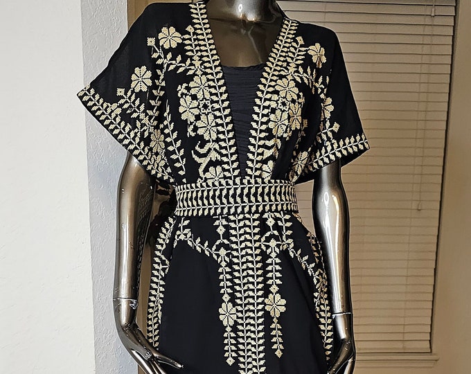 Traditional Modern Palestinian Jordanian Black Embroidered Tatreez ...