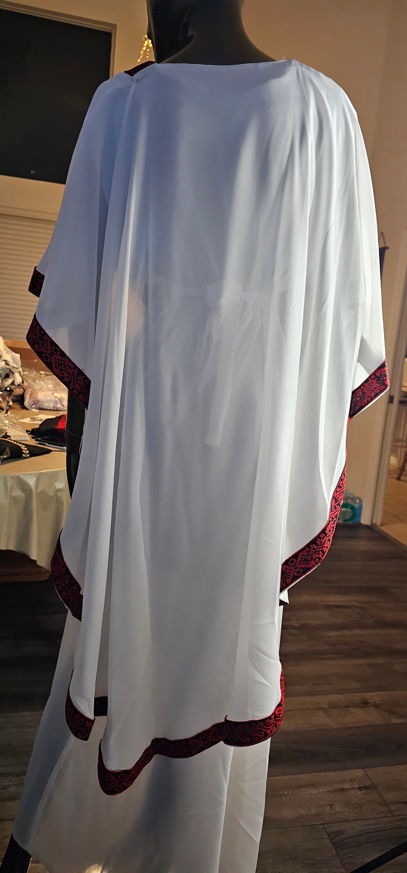 Modern Traditional Embroidered Palestinian Jordanian White Dress Thobe ...