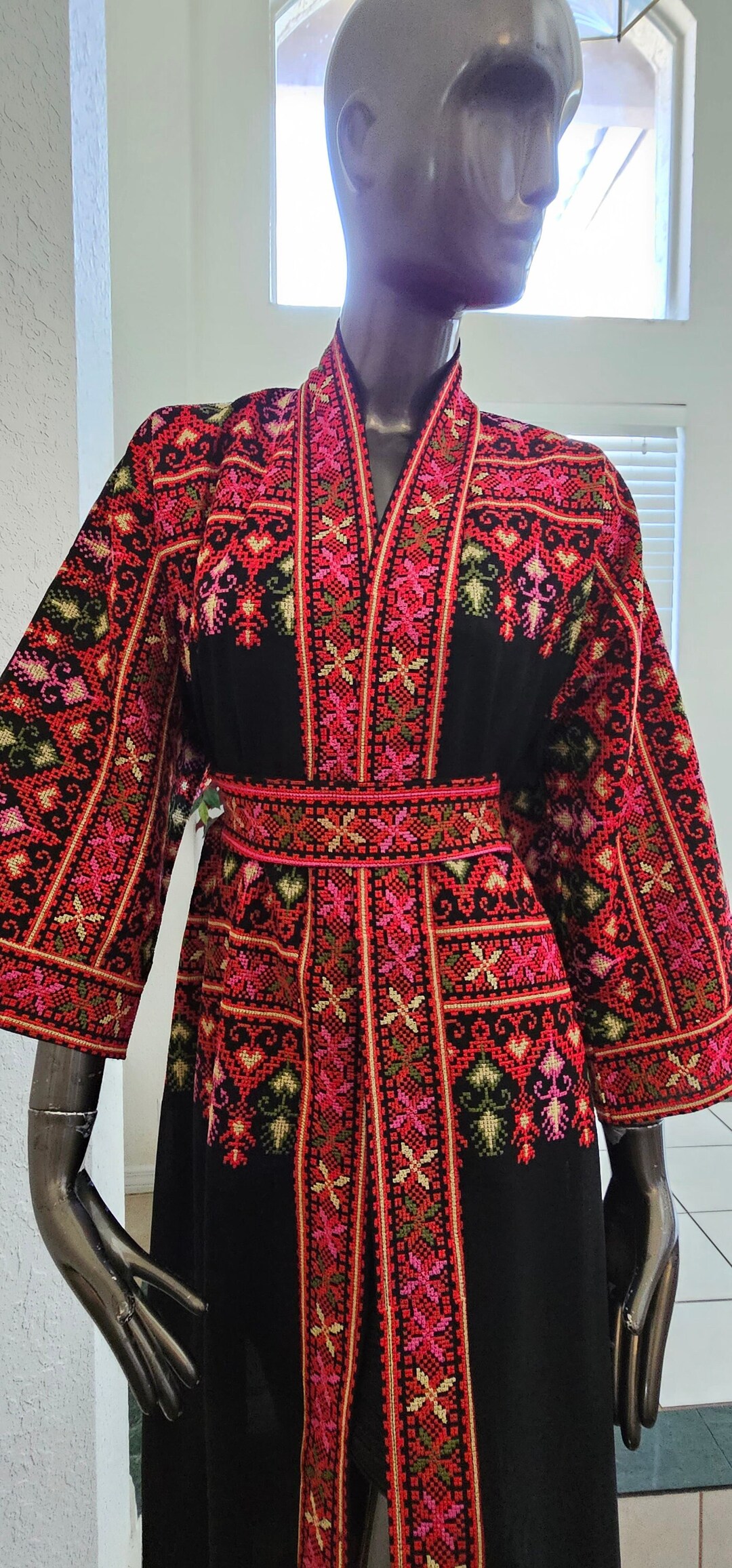 Black Embroidered Palestinian Jordanian Abaya Kaftan Thobe Bisht With ...