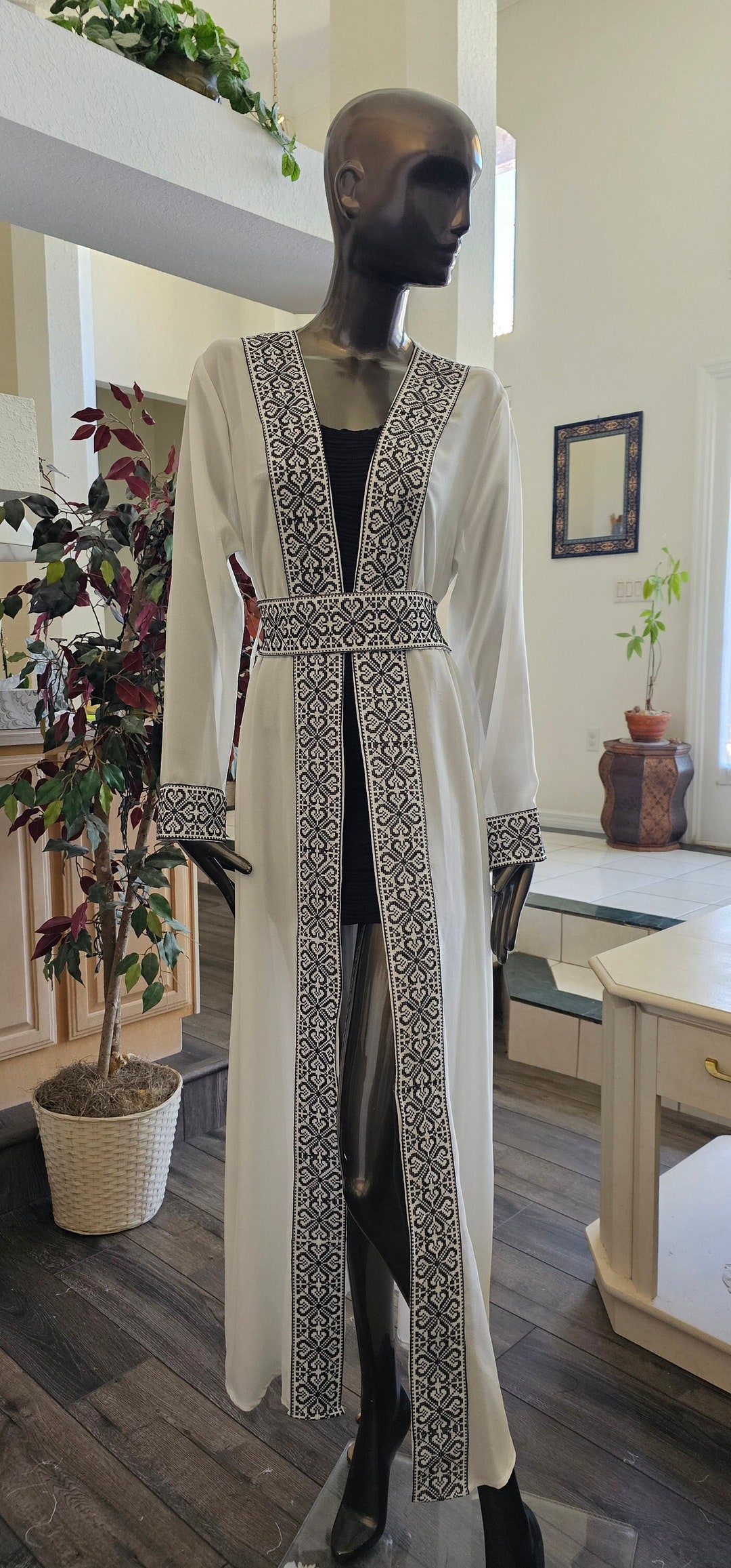 White Chiffon Abaya, Dress, Kaftan, Thobe With Black Embroidery/tatreez ...