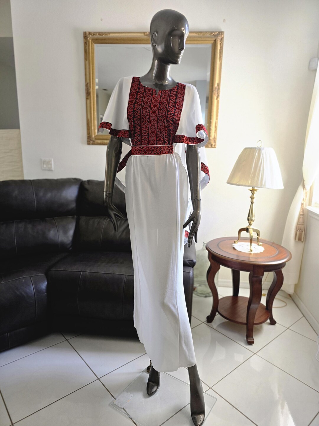 Modern Traditional Embroidered Palestinian Jordanian White Dress Thobe ...