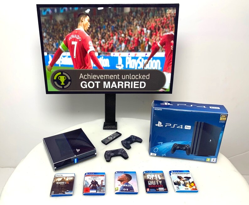 Personalised Wedding Cake Topper | CUSTOMISED Image & Games | PS4 Set ...