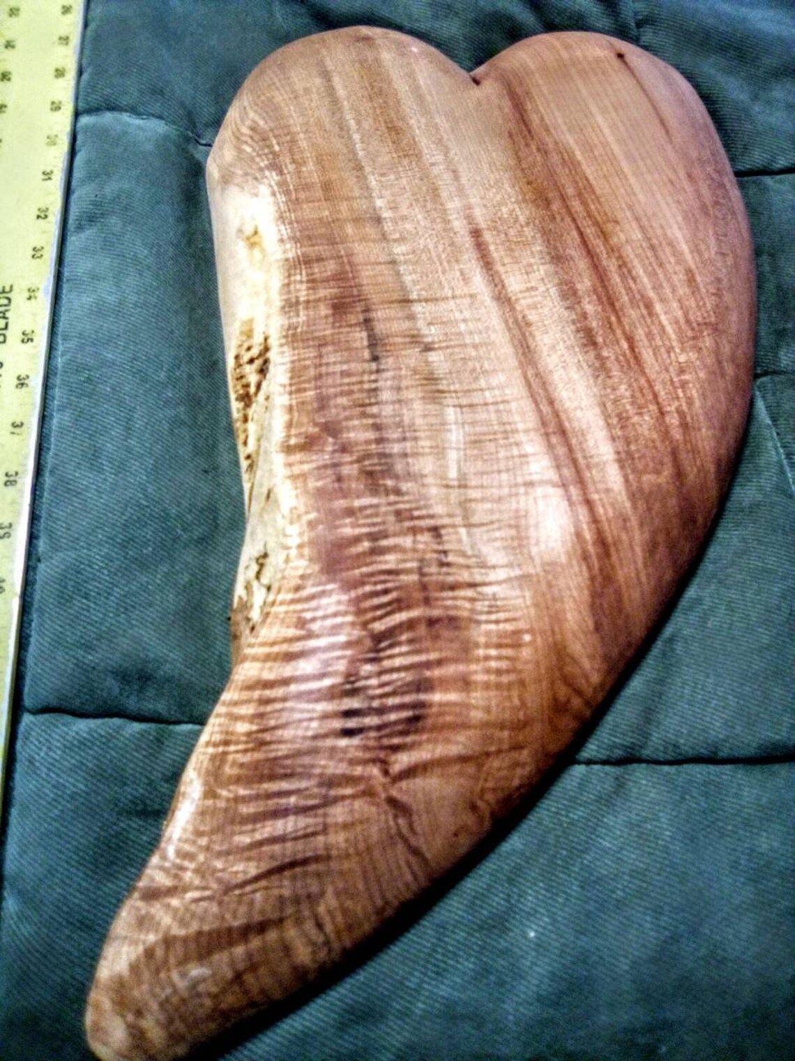 Maple Heart...figured...hand Carved..20"x12"x2" - Etsy