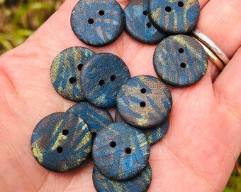 MUD BUTTONS