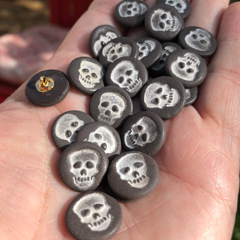 Black Skull Buttons-with Shank-artisan Buttons-buttons-ceramic Buttons ...