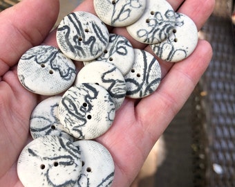 MUD BUTTONS