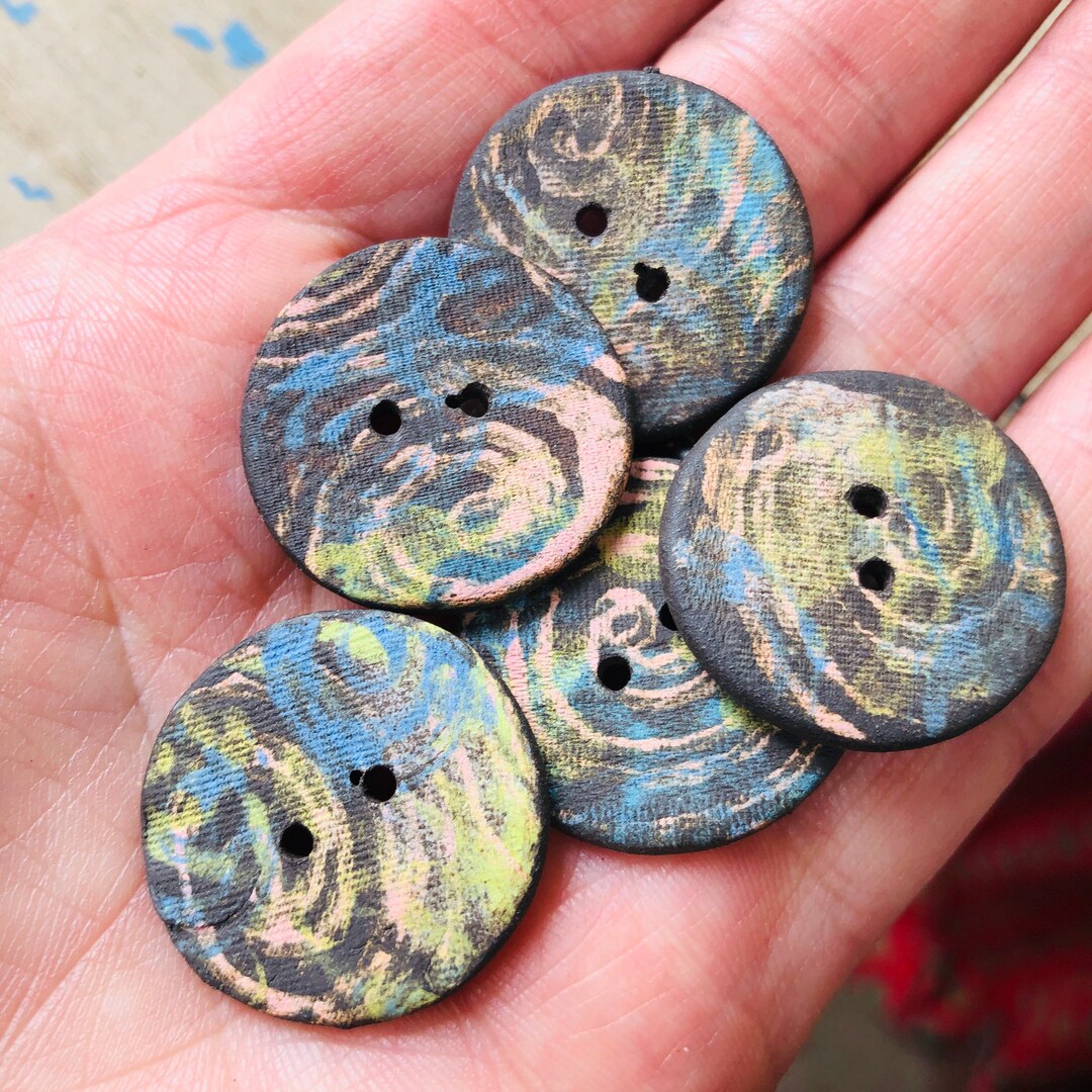 Pink or Blue We Love You Handpainted Buttons-artisan Buttons-blue ...