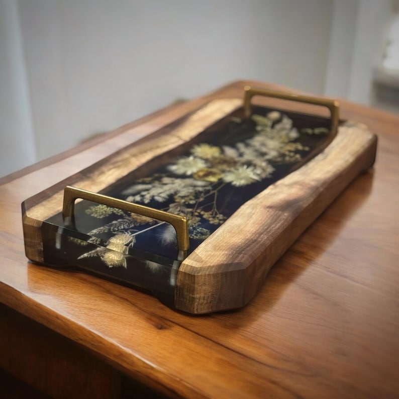 Thick Walnut & Epoxy Tray With Dried Flowers - Etsy