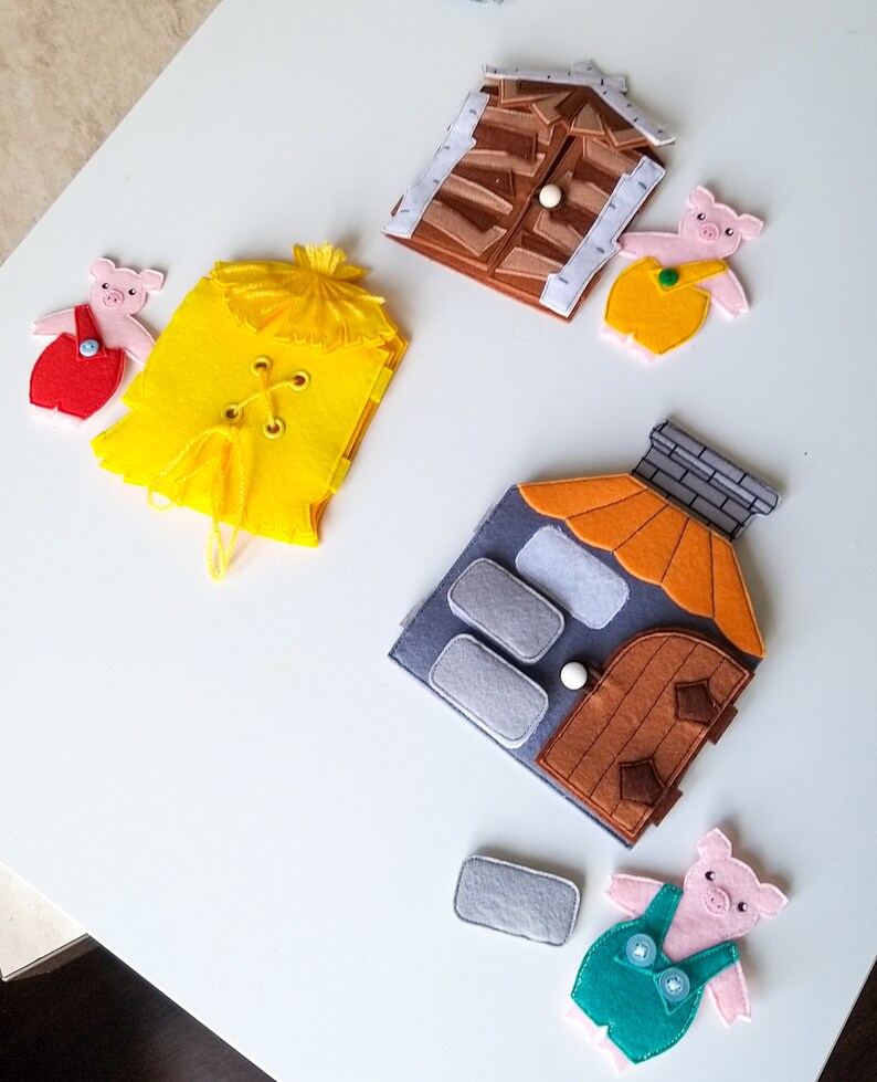 Three Little Pigs Puppet Show Finger Puppets Gift for - Etsy