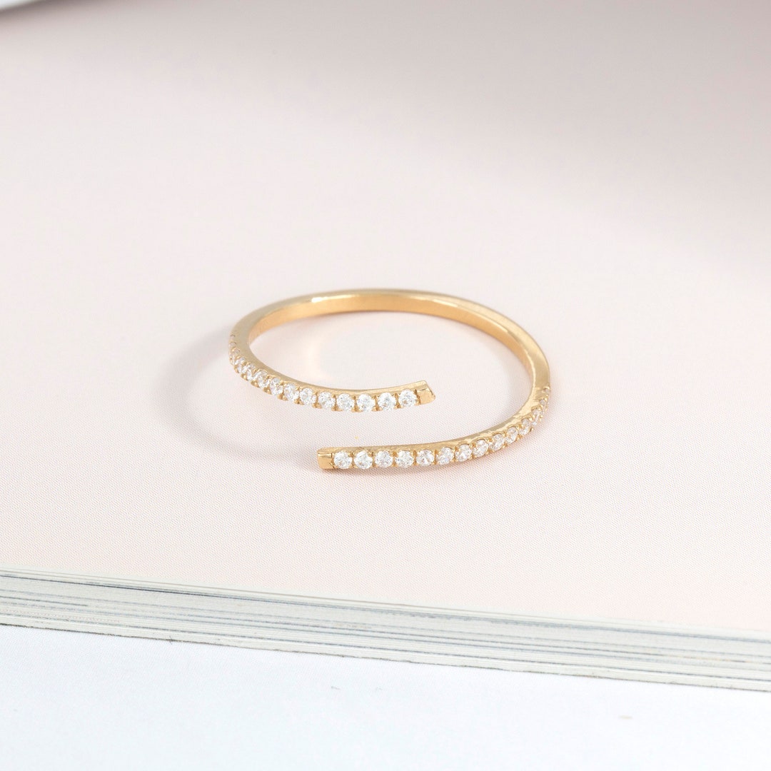 Elegant Gold Eclipse Diamond Ring - Sparkling Gemstone Jewelry for Special Occasions ...