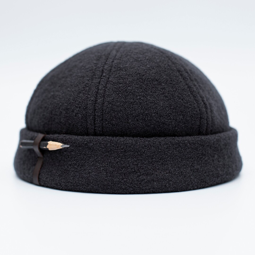 Handmade Woolen Docker Cap. Unisex Winter Beanie With Leather Pencil ...