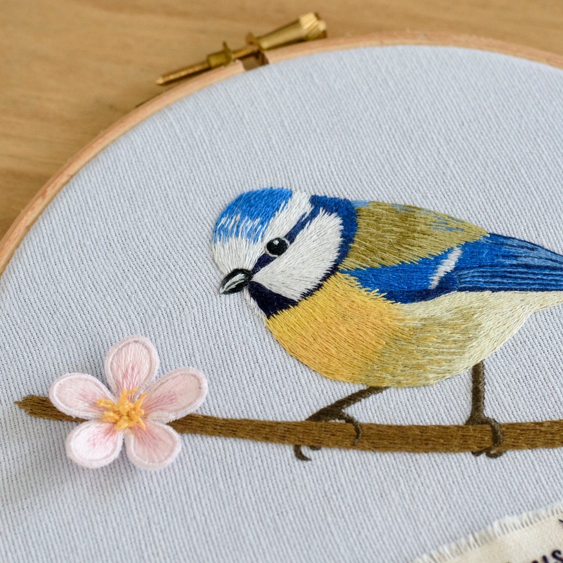 Blue Tit Hand Embroidery Pattern, Bird Needlepainting Tutorial, Flower ...