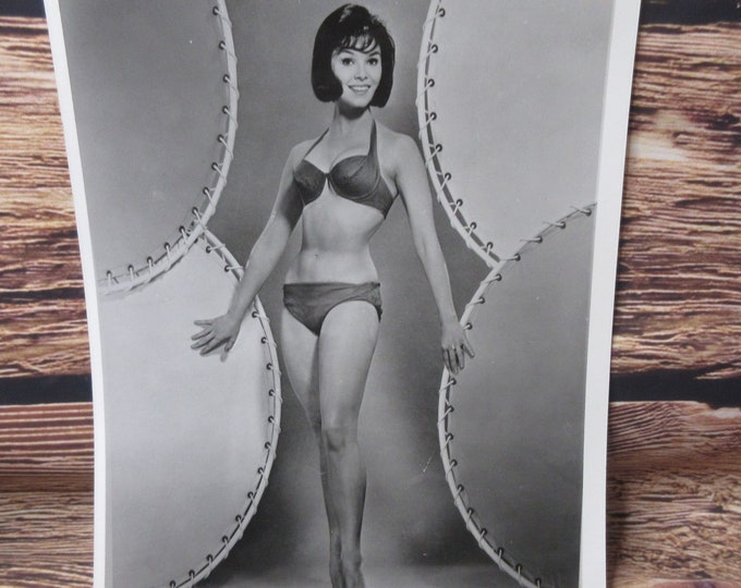 Mary Tyler Moore Vintage Bikini Swimsuit Photo 8x10 - Etsy