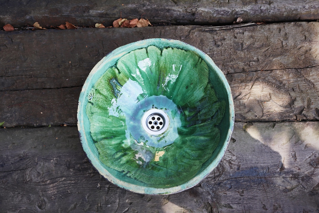 Handcrafted Ceramic Emerald Green Basin Artisanal Bathroom Sink, Nature ...