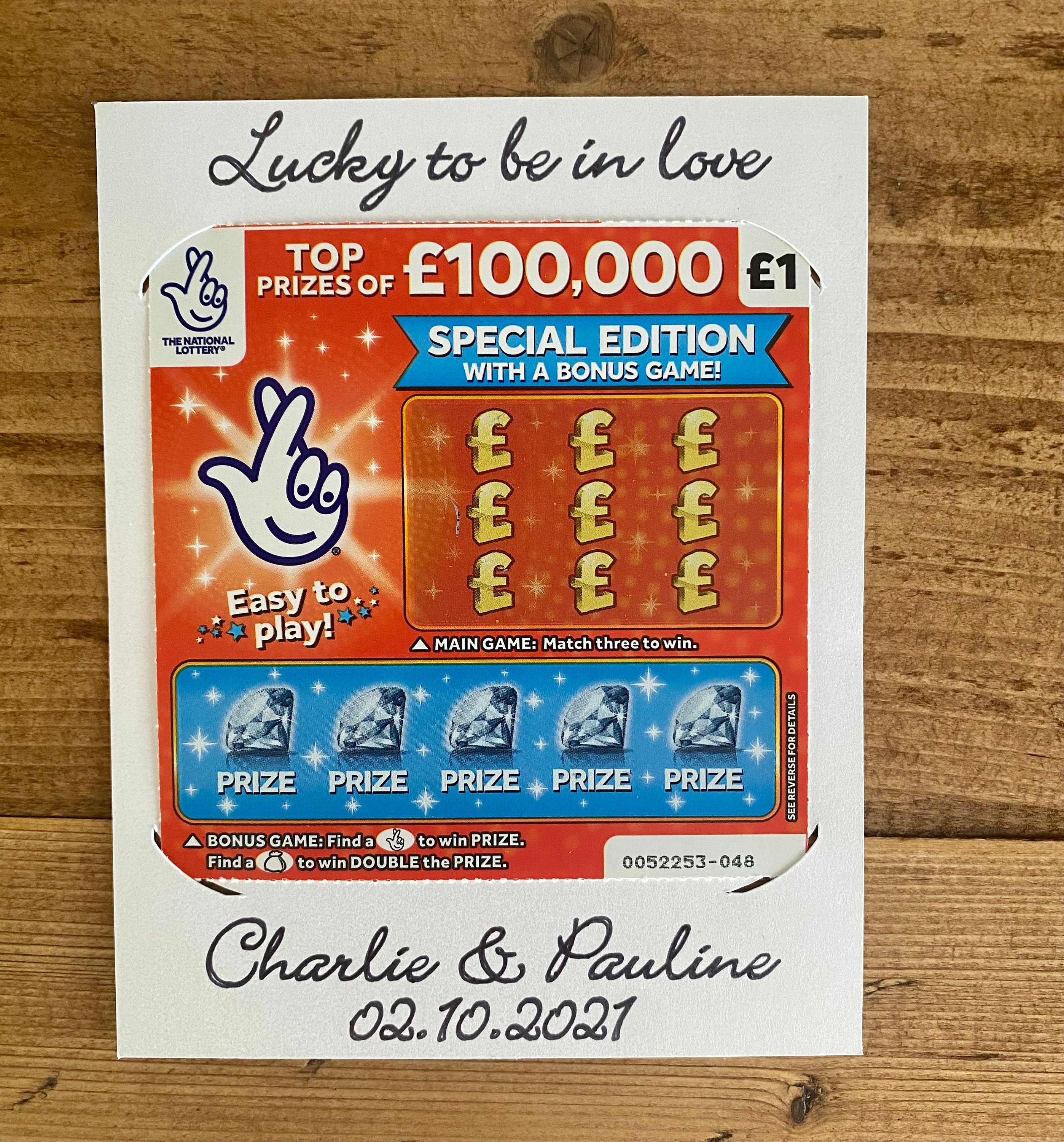 Scratch Card Wedding Favours Lucky to be in love | Etsy
