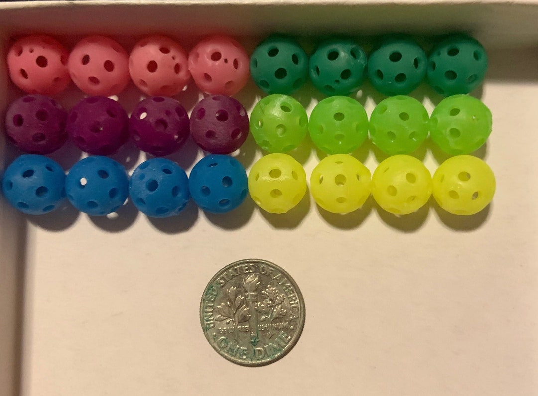 24 Pickleballs for Crafts (6 Sets of 4 Colors) - Etsy