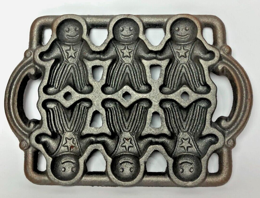 Vintage John Wright Cast Iron All American Gingerbread Man Baking Pan ...