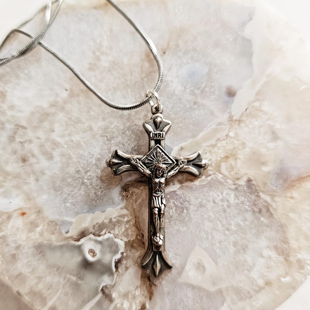 Vintage Crucifix Cross Necklace Italy - Etsy
