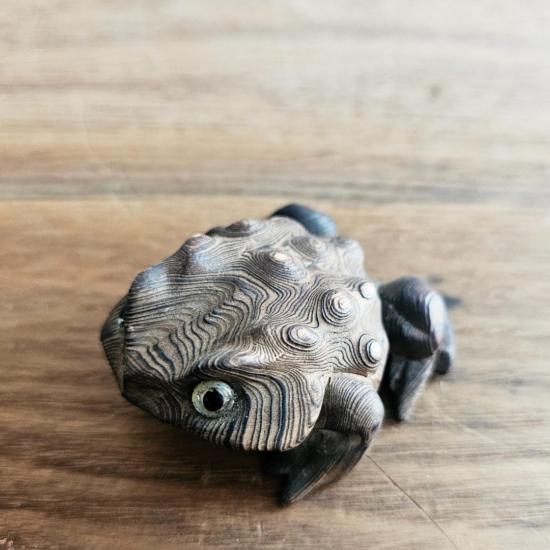 VINTAGE | Cryptomeria Japanese Wood Carved Good Luck Toad - Etsy