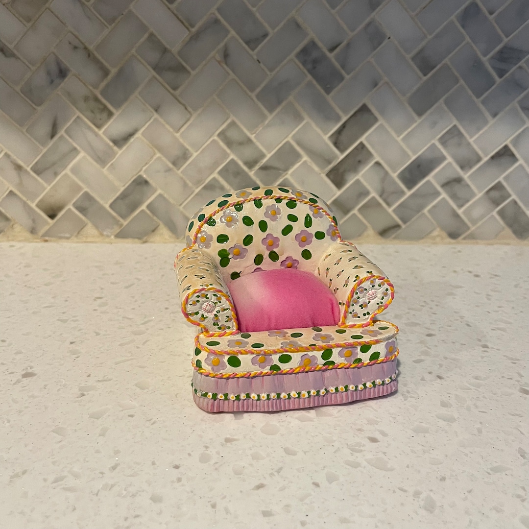 Vintage Mary Engelbreit Pin Cushion Chair 1997 W/discoloration on Seat ...