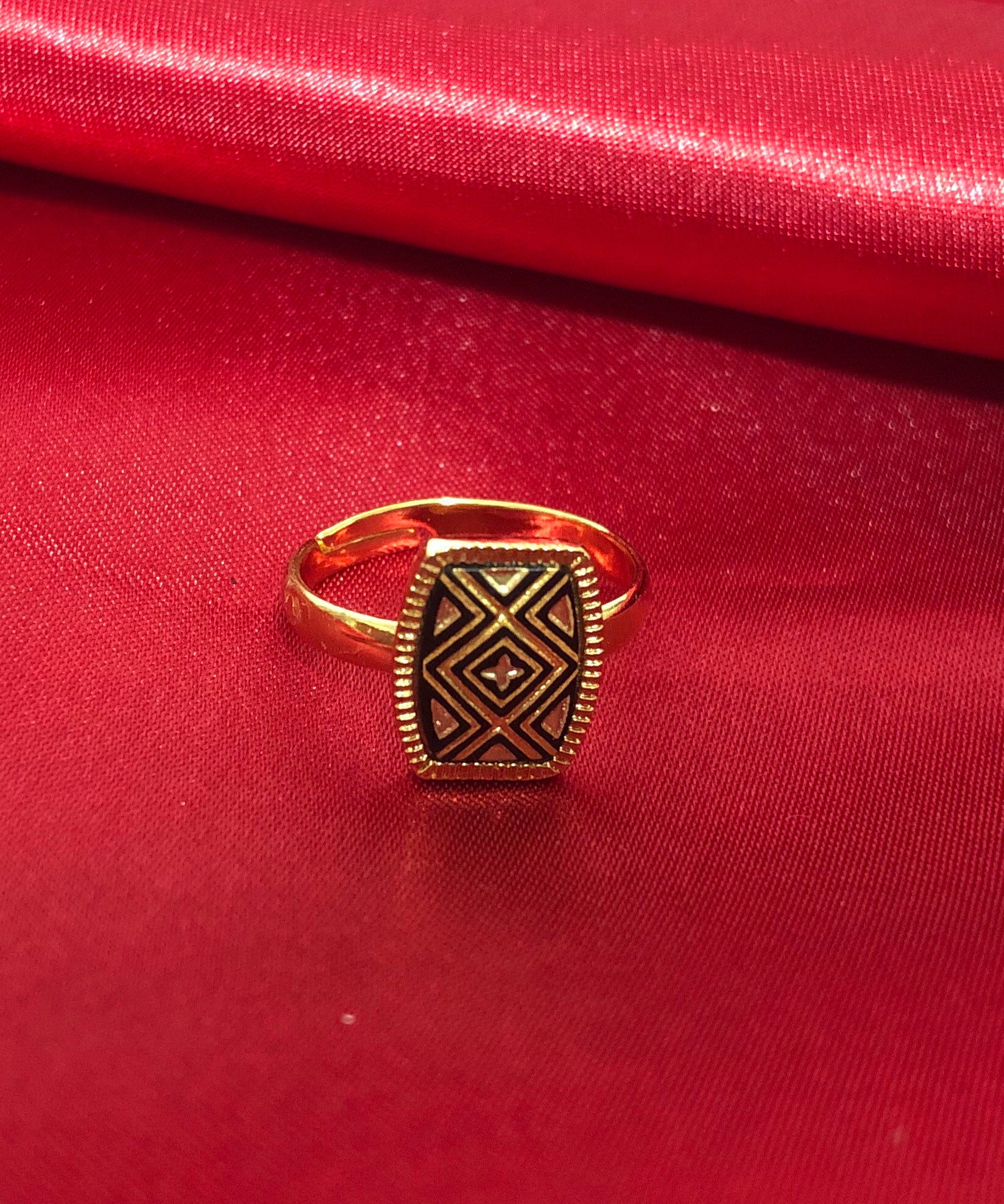 Rectangular Arabic Damascene 24K Gold Ring. Style Vintage | Etsy