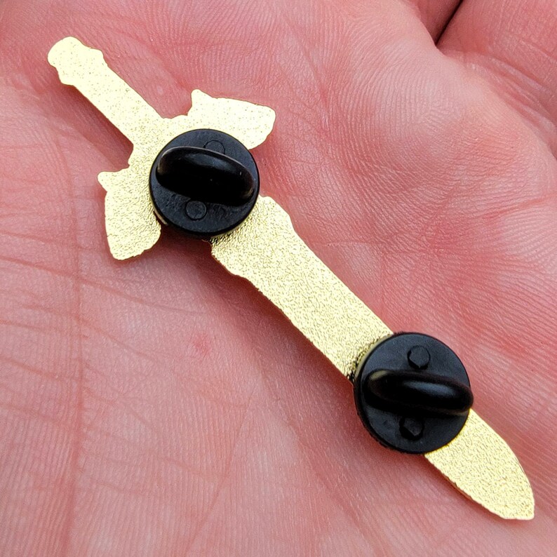 Master Sword 2 Hard Enamel Lapel Pin - Etsy