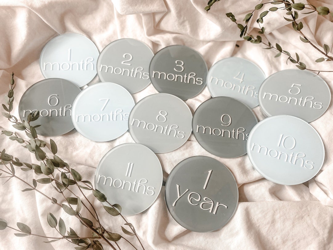 Acrylic Baby Milestones Disc | Monthly Milestone Markers | Baby ...