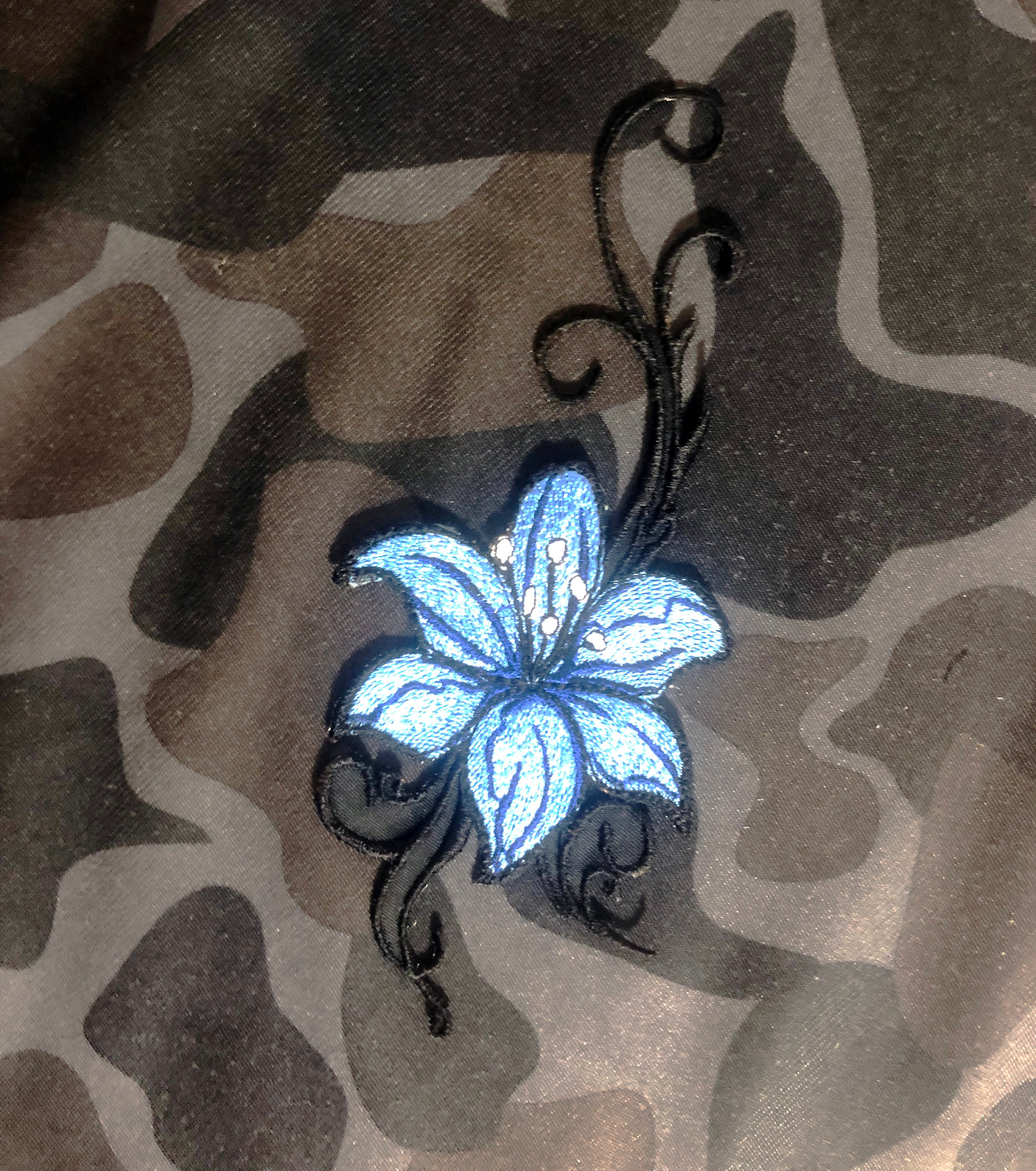 Blue Lily Patch Embroidered Patch SEW ON - Etsy