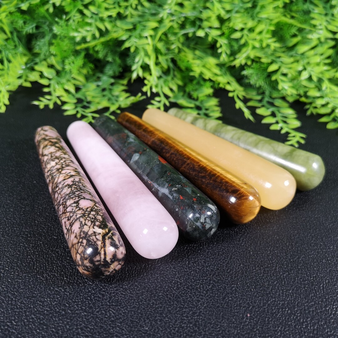 Natural Quartz Crystal Stone Massage Wand Massage Therapist Giftcrystal ...