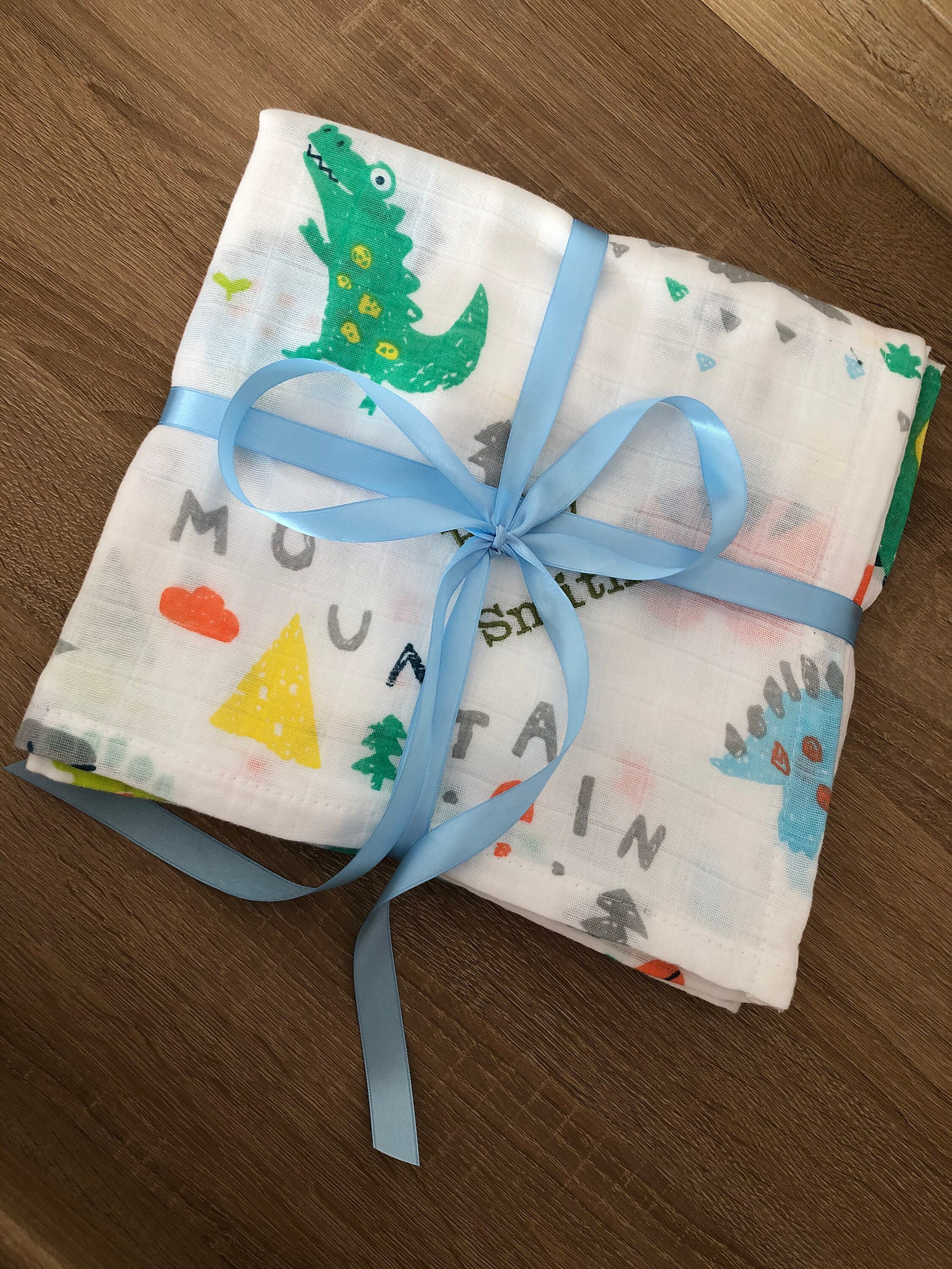 Baby swaddle muslin / Large personalised muslin / swaddle wrap | Etsy