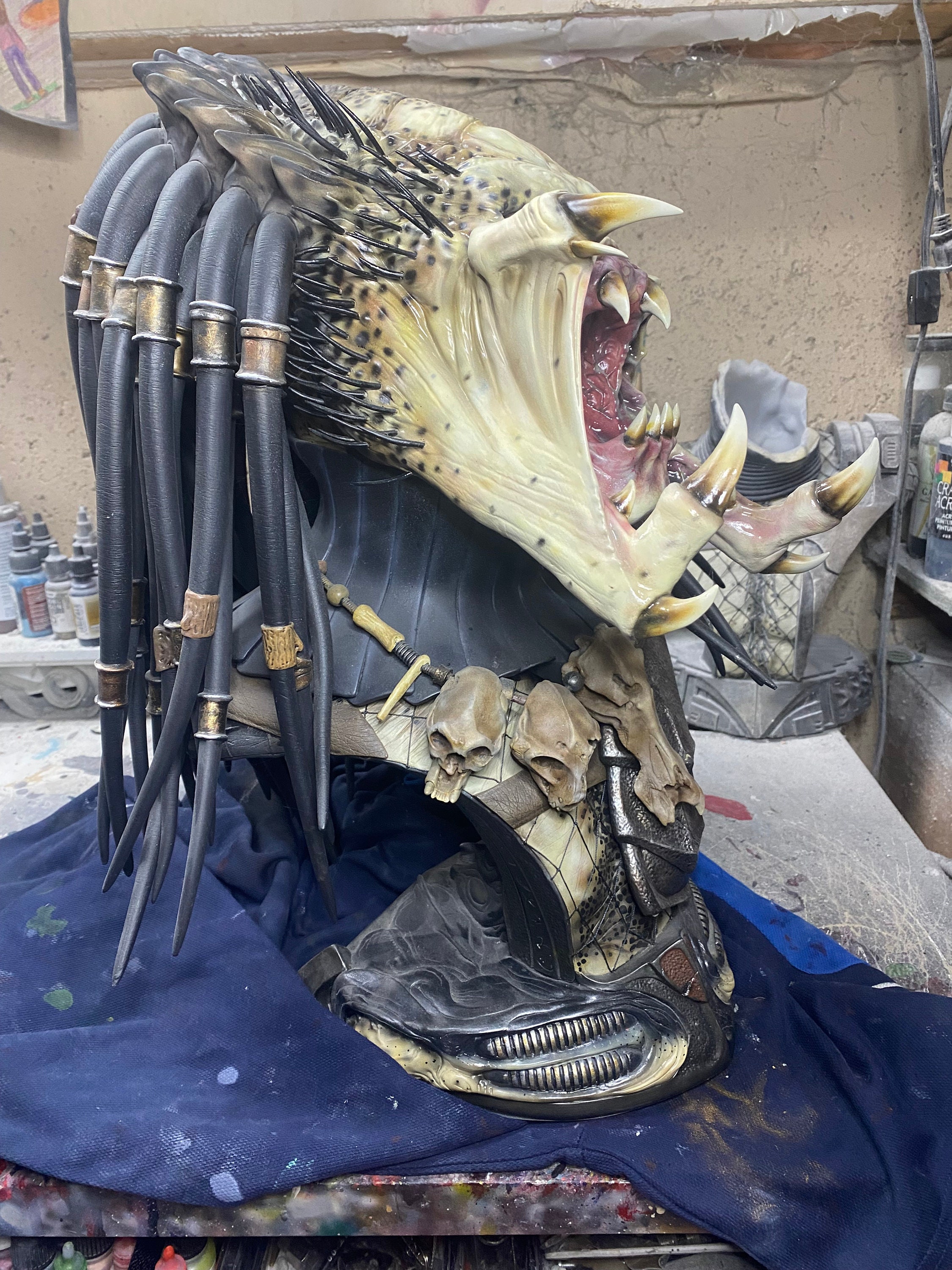 Repainted Wolf Predator Legendary Scale Bust. - Etsy