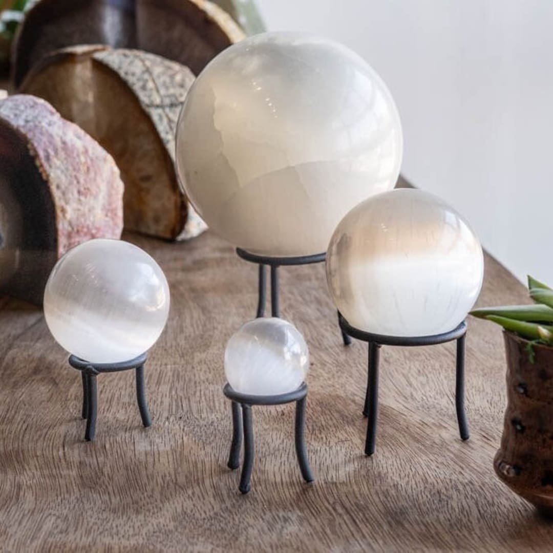 Selenite Crystal Sphere Polished Healing Crystal Ball for Crown and ...