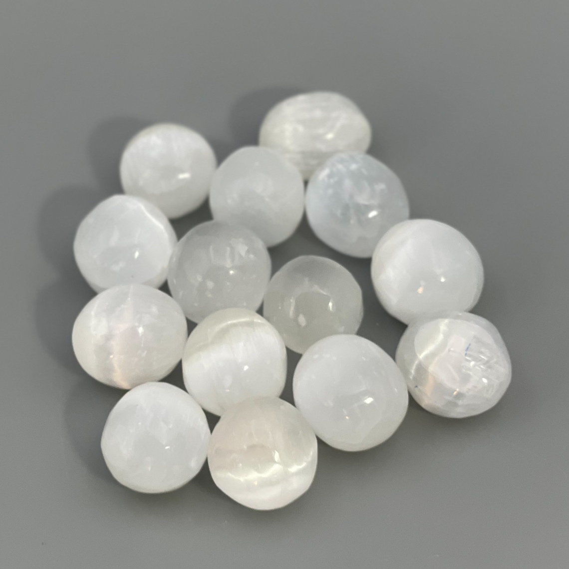 Selenite Tumbled Stone Polished Selenite Crystal 1 Per Order - Etsy.de