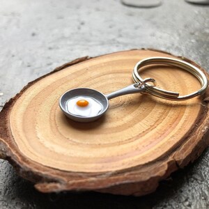 Fried Egg and Frying Pan Key-ring | 3D | Breakfast | Brunch | Food ...