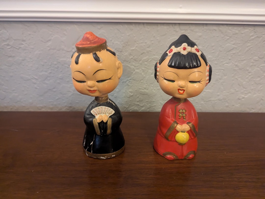 Vintage Pair of Asian Nodder/bobblehead Figures - Etsy