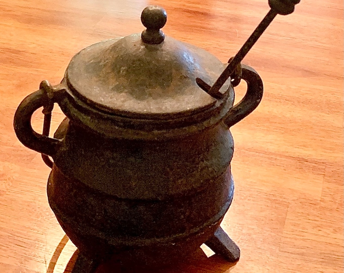 Antique Late 1800s | Cape Cod Style | Heavy Cast Iron | Fireplace Fire ...