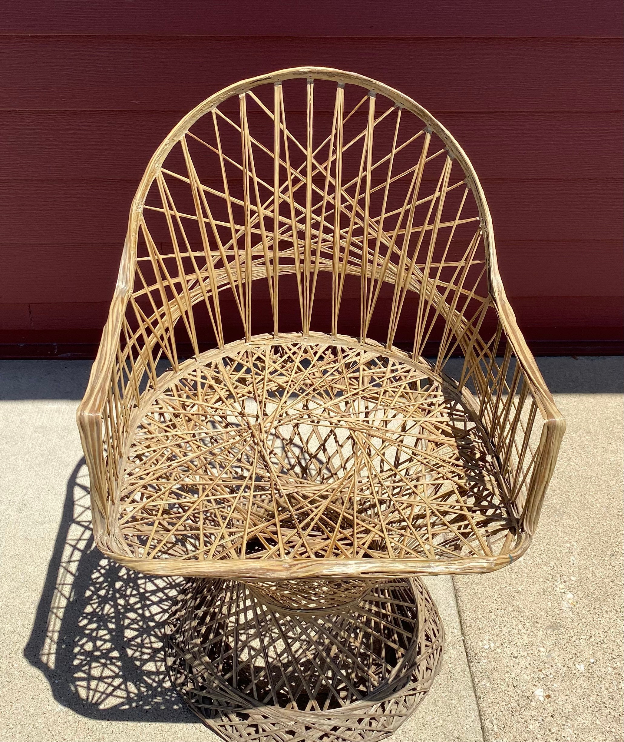 A Woodard Spun Fibreglass Chair - Etsy