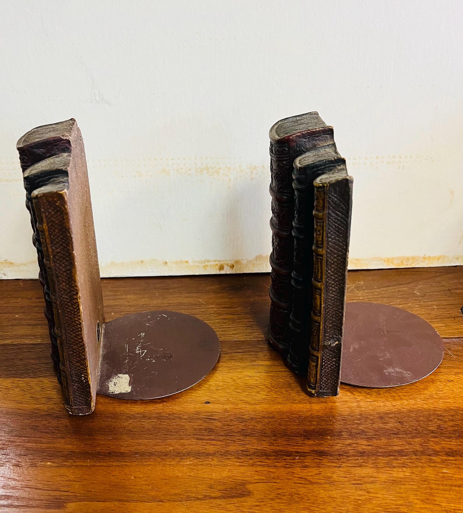 Vintage Syroco Bookends A Pair - Etsy
