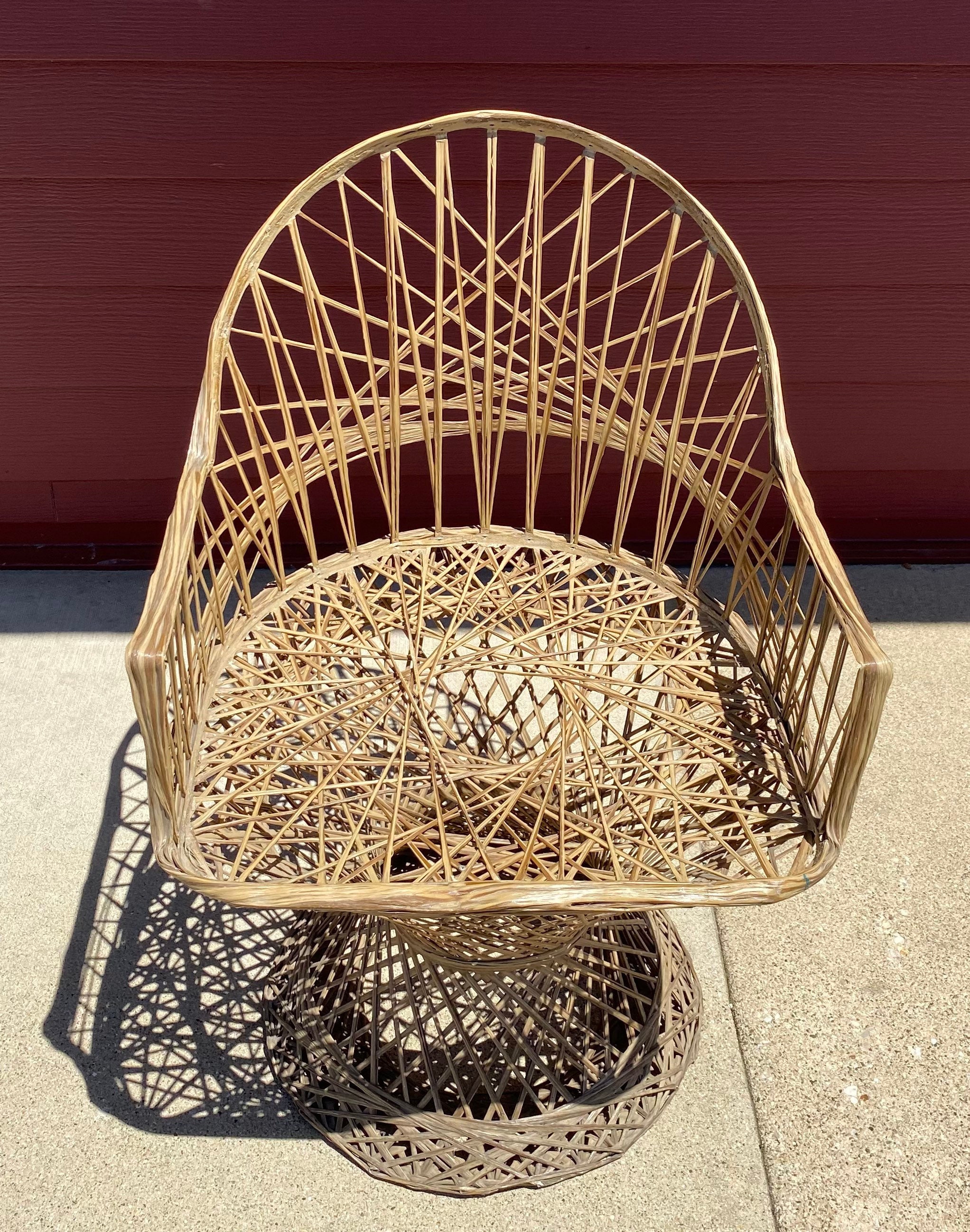 A Woodard Spun Fibreglass Chair - Etsy