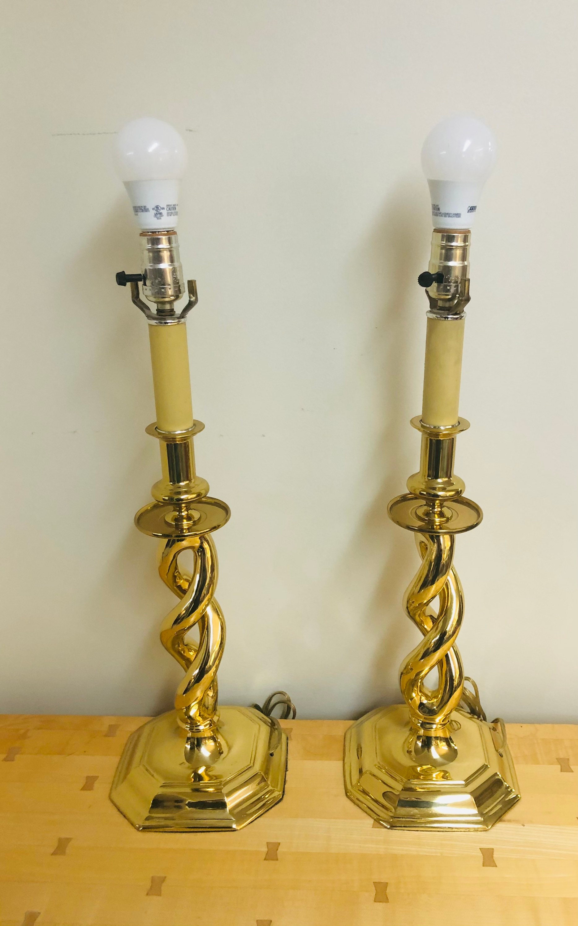 A Pair of Vintage Baldwin Twist Brass Lamps - Etsy