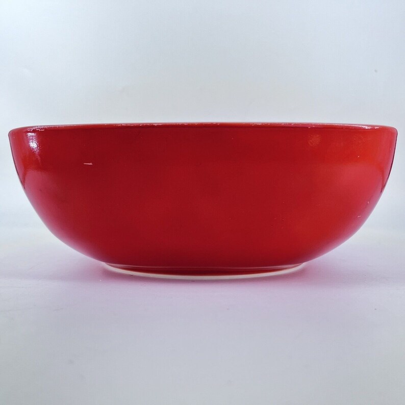 Vintage Pyrex Red Square 2 1/2 Quart Hostess Bowl Milk Glass Ovenware ...
