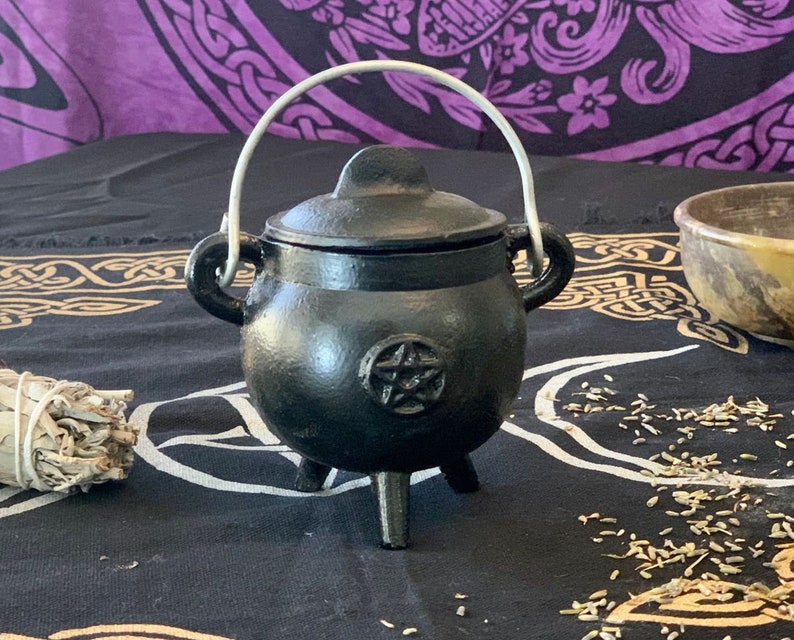 Cast Iron Pentacle Potbelly Cauldron | Etsy