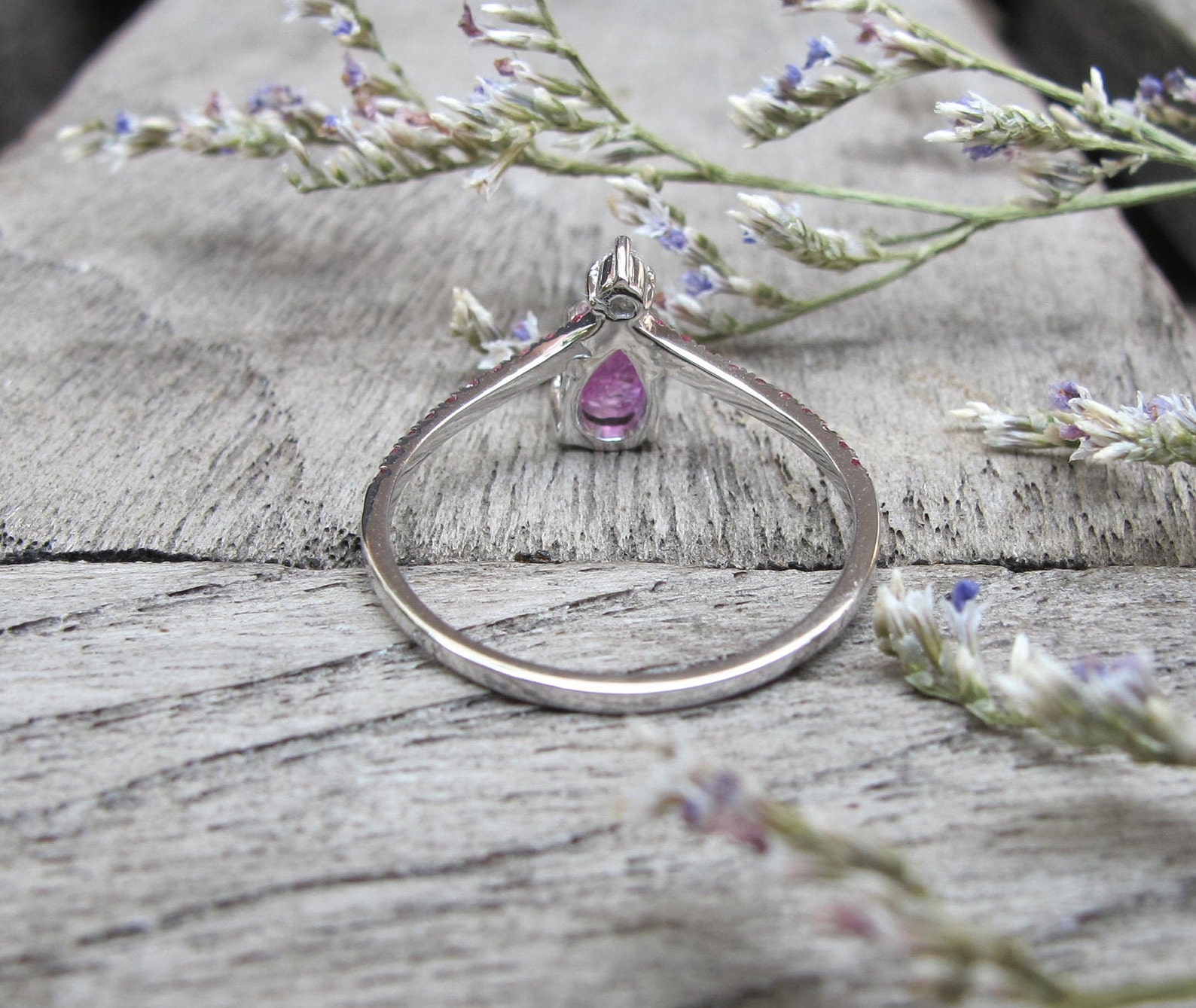 0.57ct Teardrop Ruby Vintage V Promise Ring Art Deco Ruby | Etsy