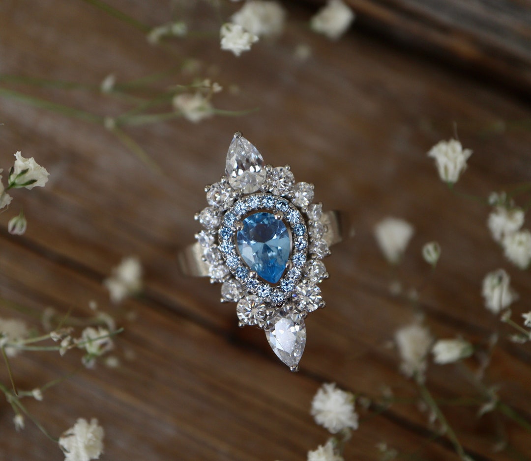 Vintage Pear Blue Engagement Ring- Double Halo Teardrop Promise Ring ...