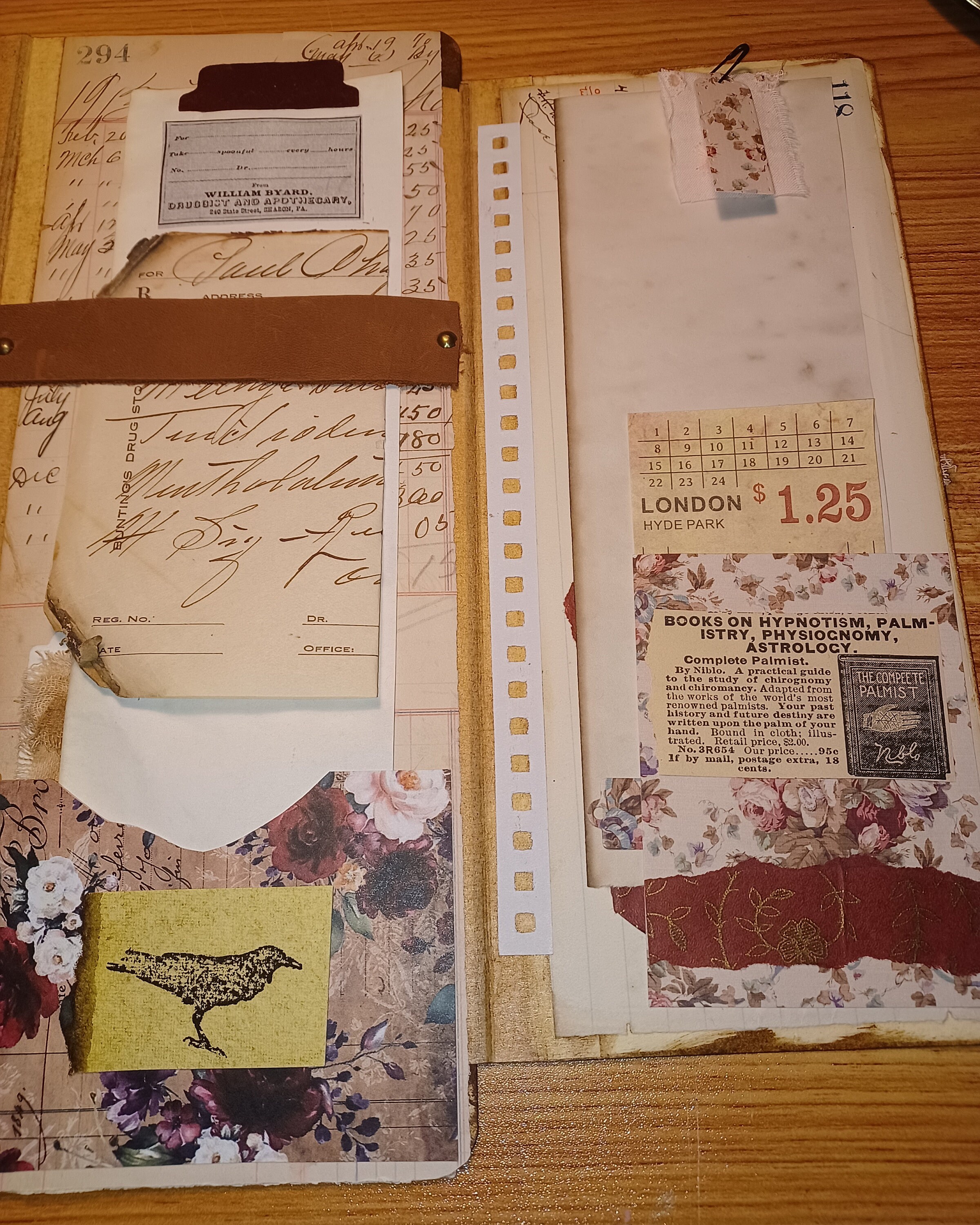 Folio in Victorian Style - Etsy